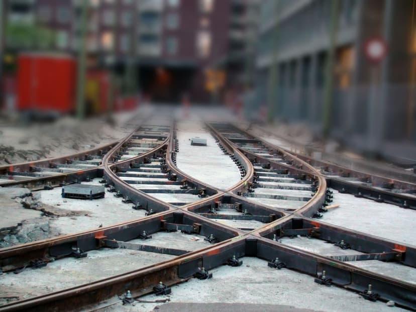 Keeping the tracks on track: the science of heat resilience in railways